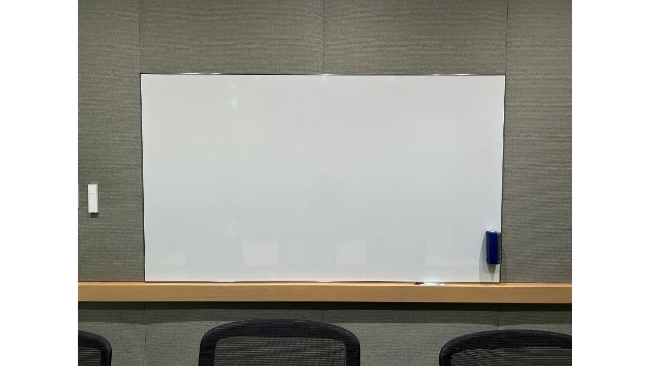 【新高島駅徒歩2分】8席着席可/光回線高速WiFi/有人スタッフ/飲食可/貸し会議室【RoomC - 13㎡】の写真4