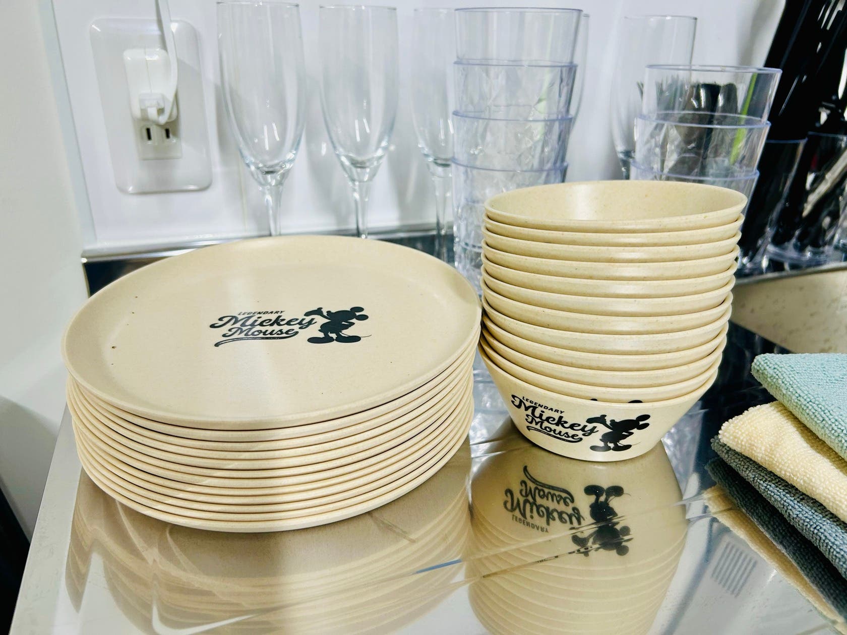 騒ぎ放題‼️ダンスミラー🕺🪩横浜駅徒歩５分🚶１階広々、リフォームしたてで綺麗なキッチンありダンススタジオオープン‼️の写真16