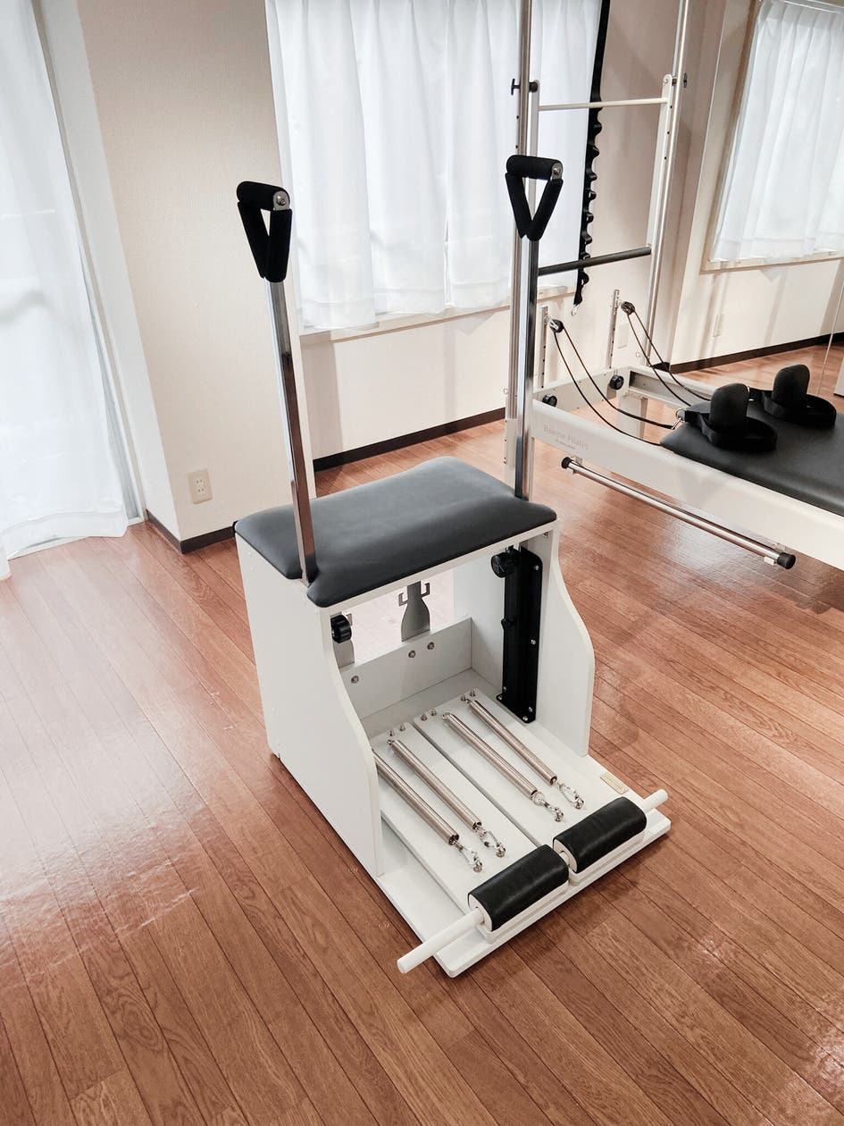 【渋谷駅7分×マシンピラティスレンタルスタジオ/33㎡で広々】駅近 備品充実 白基調 清潔感のあるプライベートスタジオの写真10