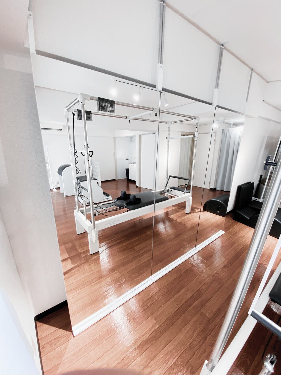 【渋谷駅7分×マシンピラティスレンタルスタジオ/33㎡で広々】駅近 備品充実 白基調 清潔感のあるプライベートスタジオの写真26