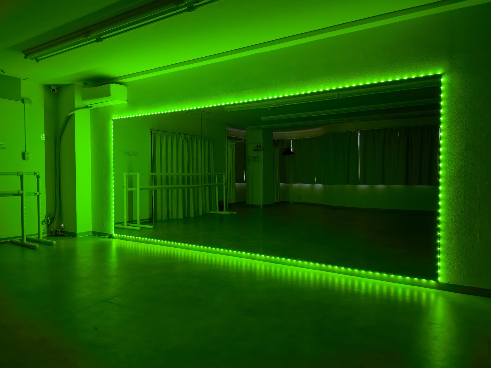 【春日野道駅5分】長時間割最大15％OFF✨地域最安値の広いスタジオでダンス、ヨガ、バレエができる⭐️バレエバーも設置⭐️の写真6