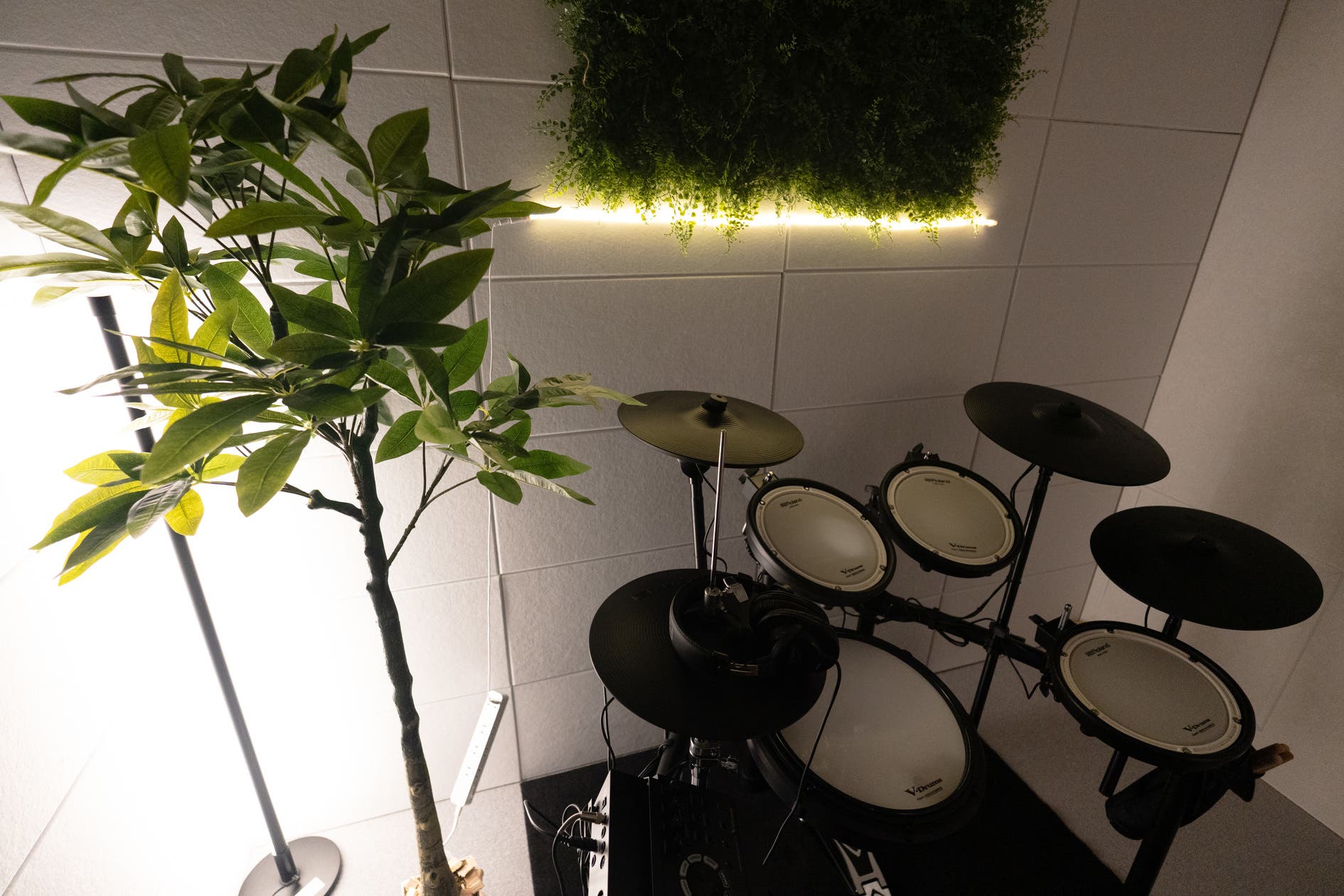 【後楽園／春日駅直結】個人練習・撮影・テレワーク対応の自由に楽しめる音楽スタジオ〈Bブース〉の写真6