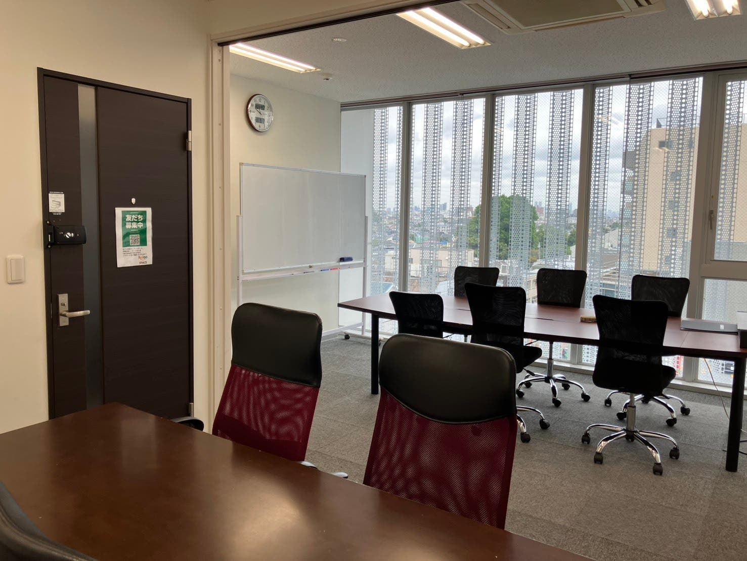 【吉祥寺駅徒歩5分】halooSPACE at吉祥寺 　4人会議室の写真2