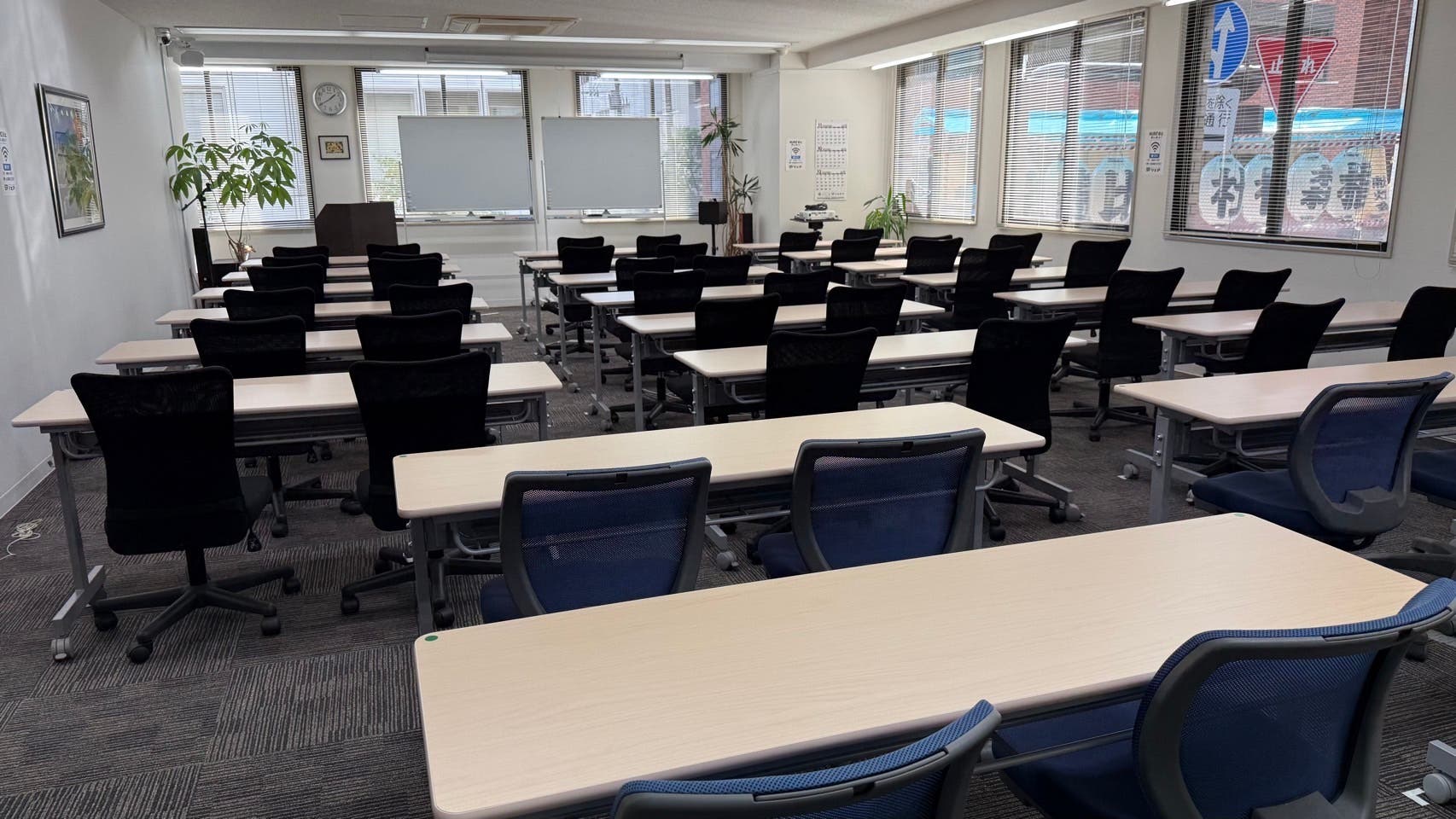 【日本橋エリア】人形町駅／小伝馬町駅★徒歩４分★広々7０㎡「会議室B」最大48名- 日本橋人形町「シェア」の写真1