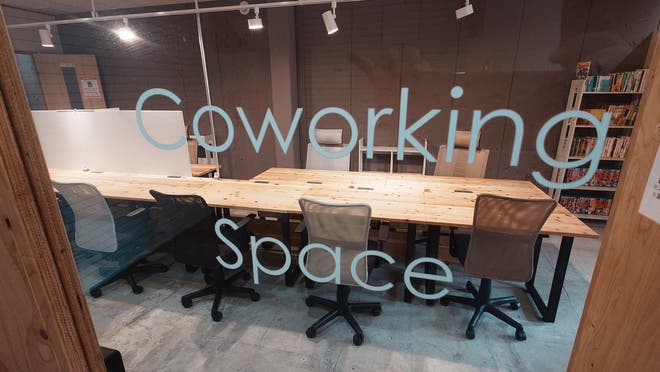 近鉄御所駅から徒歩5分のコワーキングスペースの写真1