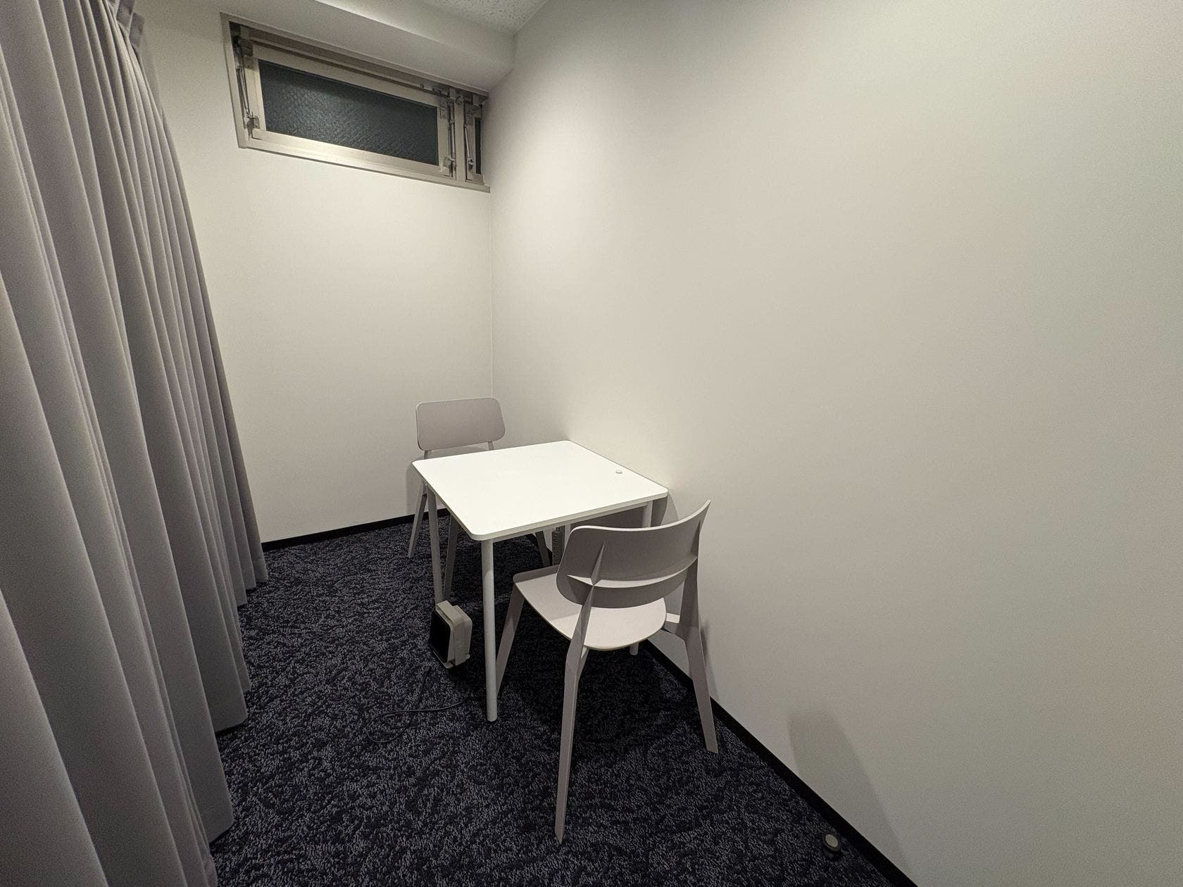 【渋谷駅徒歩6分】半個室(ブース1)：作業，勉強，仕事など幅広くご利用いただけます◎の写真3