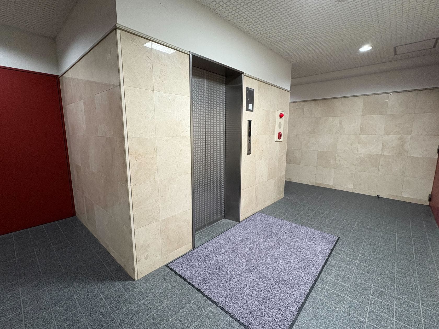 【渋谷駅徒歩6分】防音スタジオ（ルーム10）：楽器，歌唱，配信などに◎の写真6