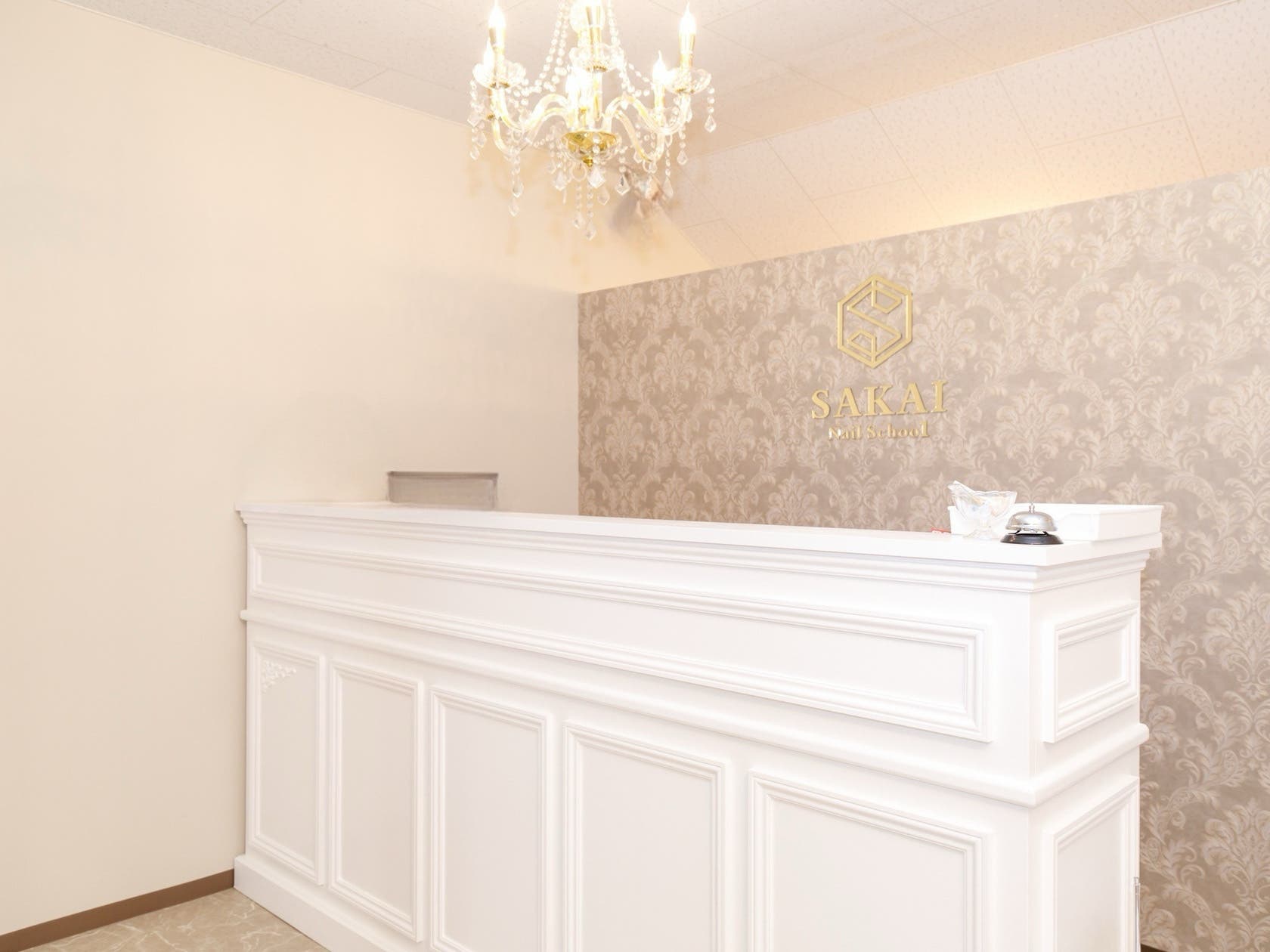 西梅田駅直結ビル🌸ネイル専用シェアサロン🌸ネイル設備無料貸出の写真3