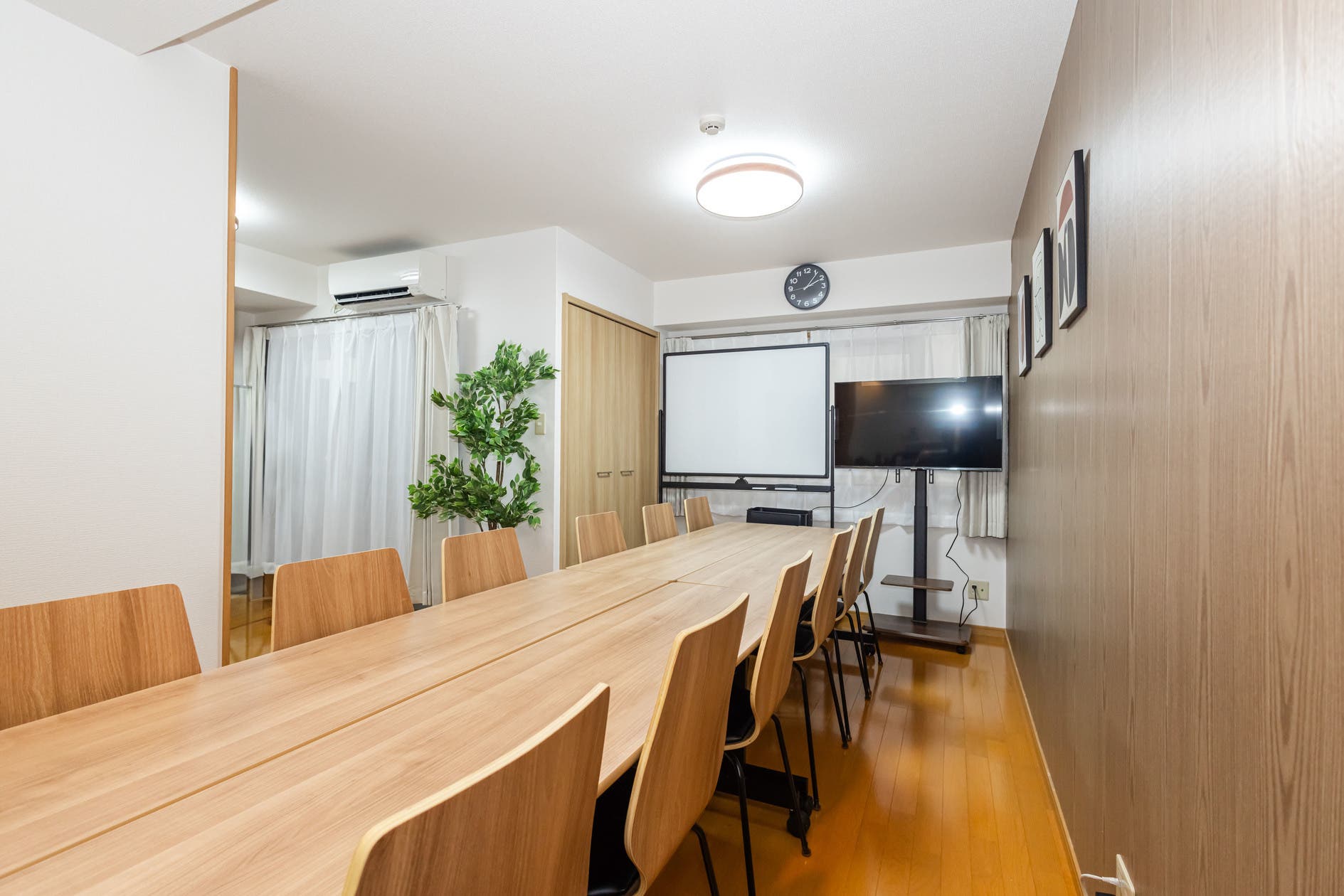 ✨鹿児島中央3分💎上質・便利・快適　14名収容、会議/打合せ/面接/撮影/エステサロン/整体/ヨガ/光回線/全設備無料の写真4