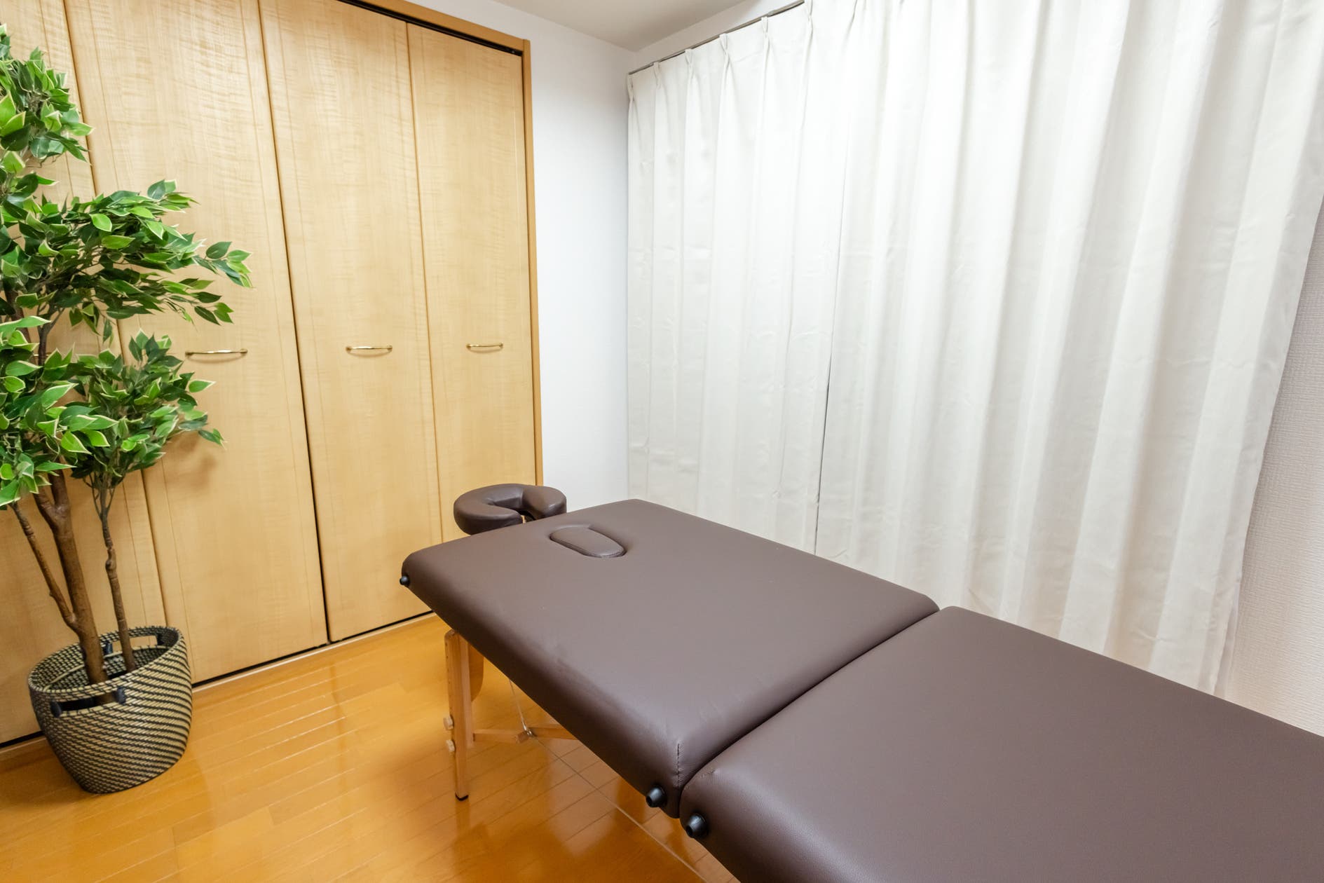 ✨鹿児島中央3分💎上質・便利・快適　14名収容、会議/打合せ/面接/撮影/エステサロン/整体/ヨガ/光回線/全設備無料の写真8