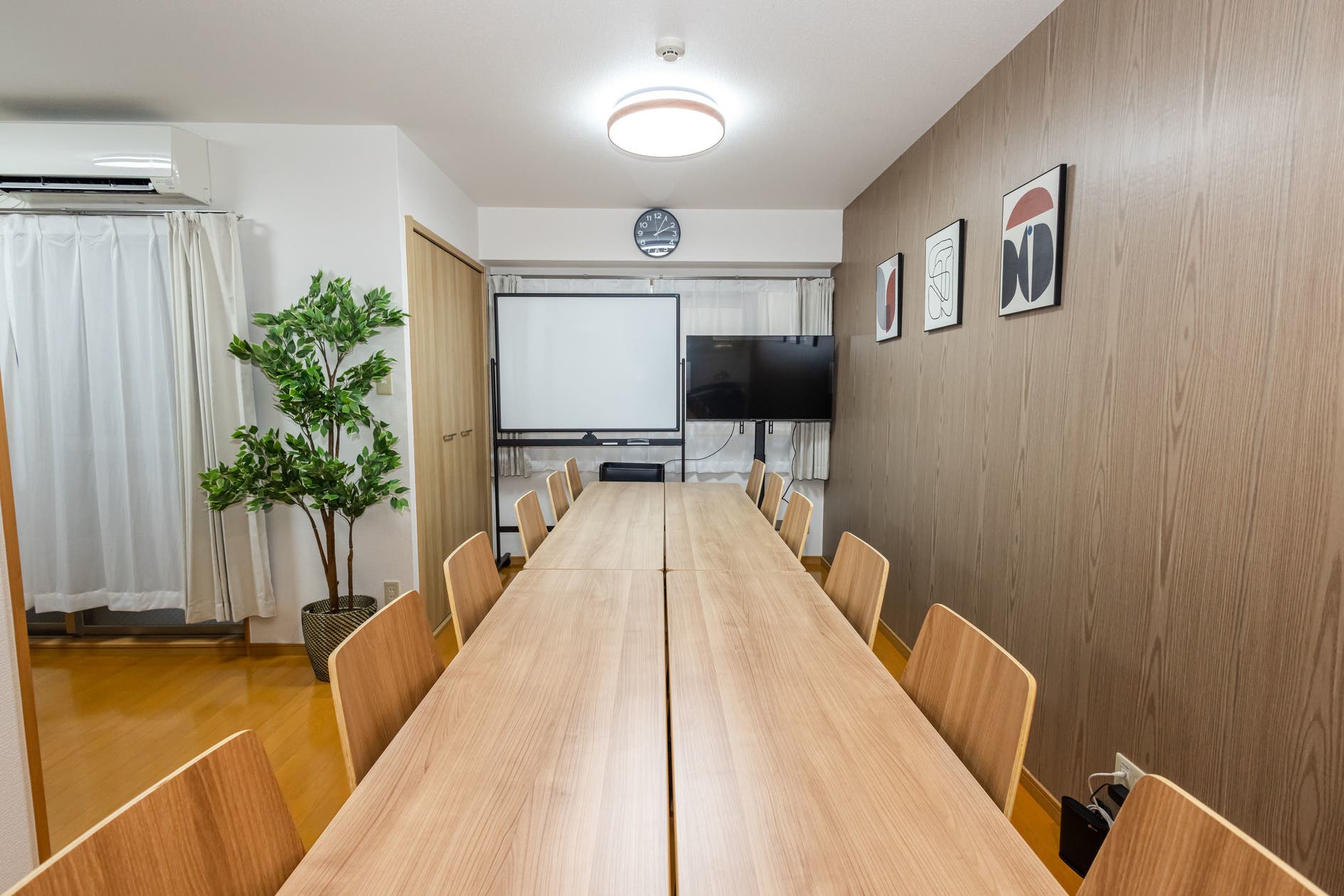 ✨鹿児島中央3分💎上質・便利・快適　14名収容、会議/打合せ/面接/撮影/エステサロン/整体/ヨガ/光回線/全設備無料の写真17