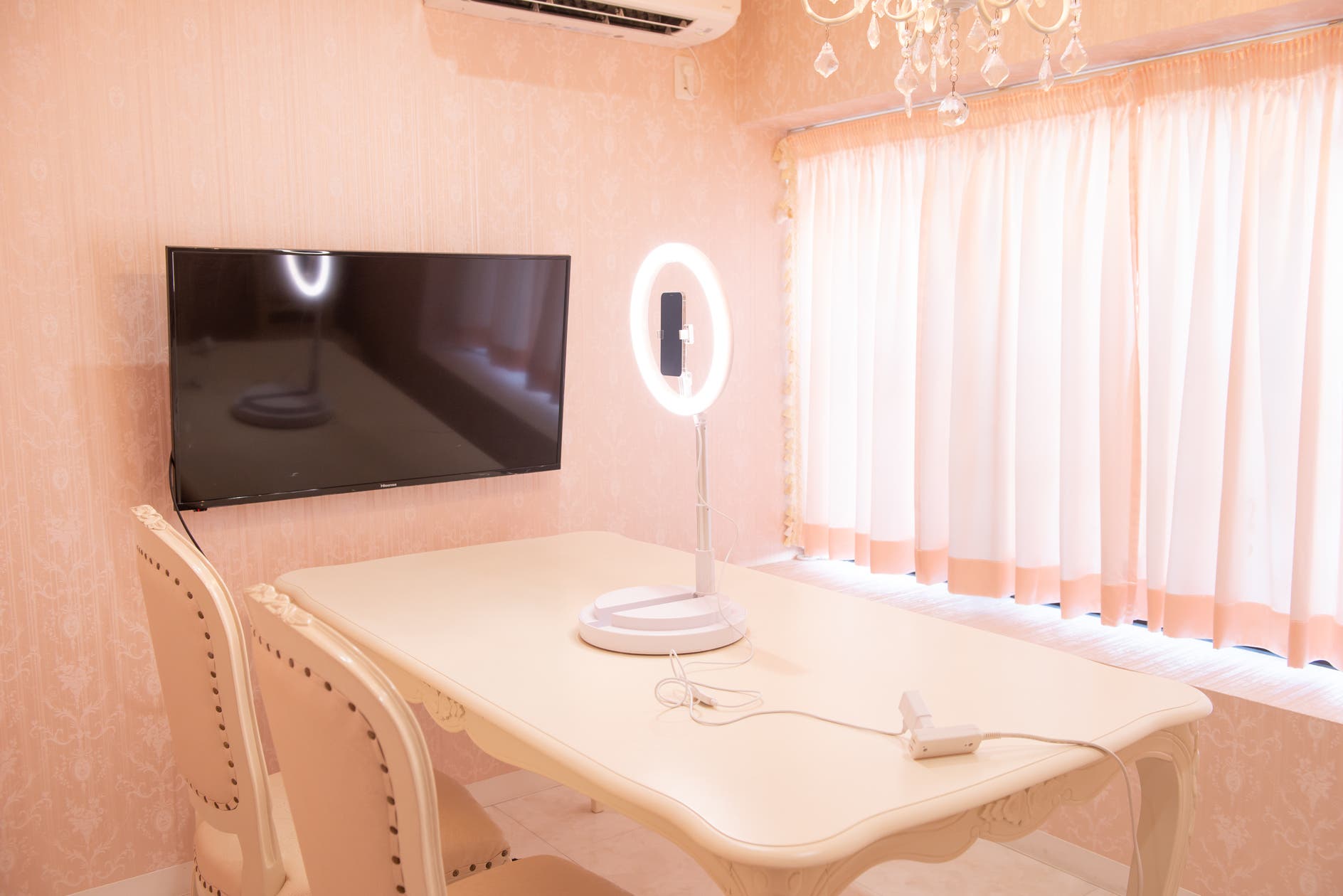 スペモ💻ペット可🐶会議📌ワークショップ🪵撮影📸推し活🎀配信🎞️勉強会📚控え室🎥803_Cherish Roomの写真5