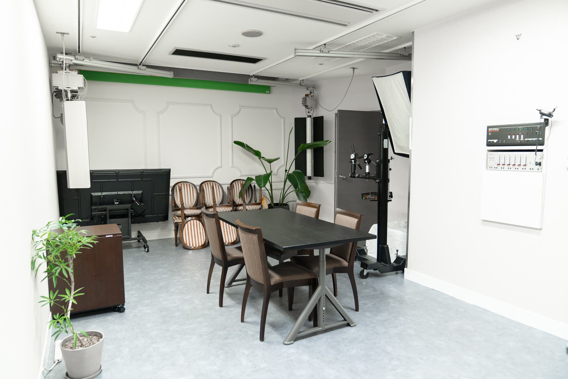 栄駅すぐ！シティホテル内にある白壁スタジオ。駐車場利用可。の写真7