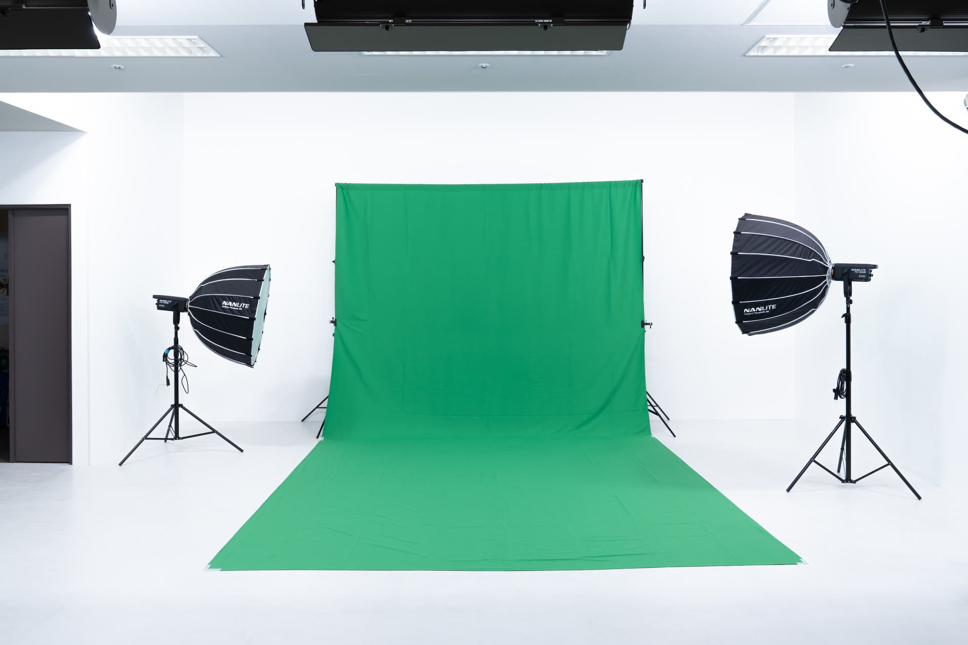 栄駅すぐ！シティホテル内にある白壁スタジオ。駐車場利用可。の写真8