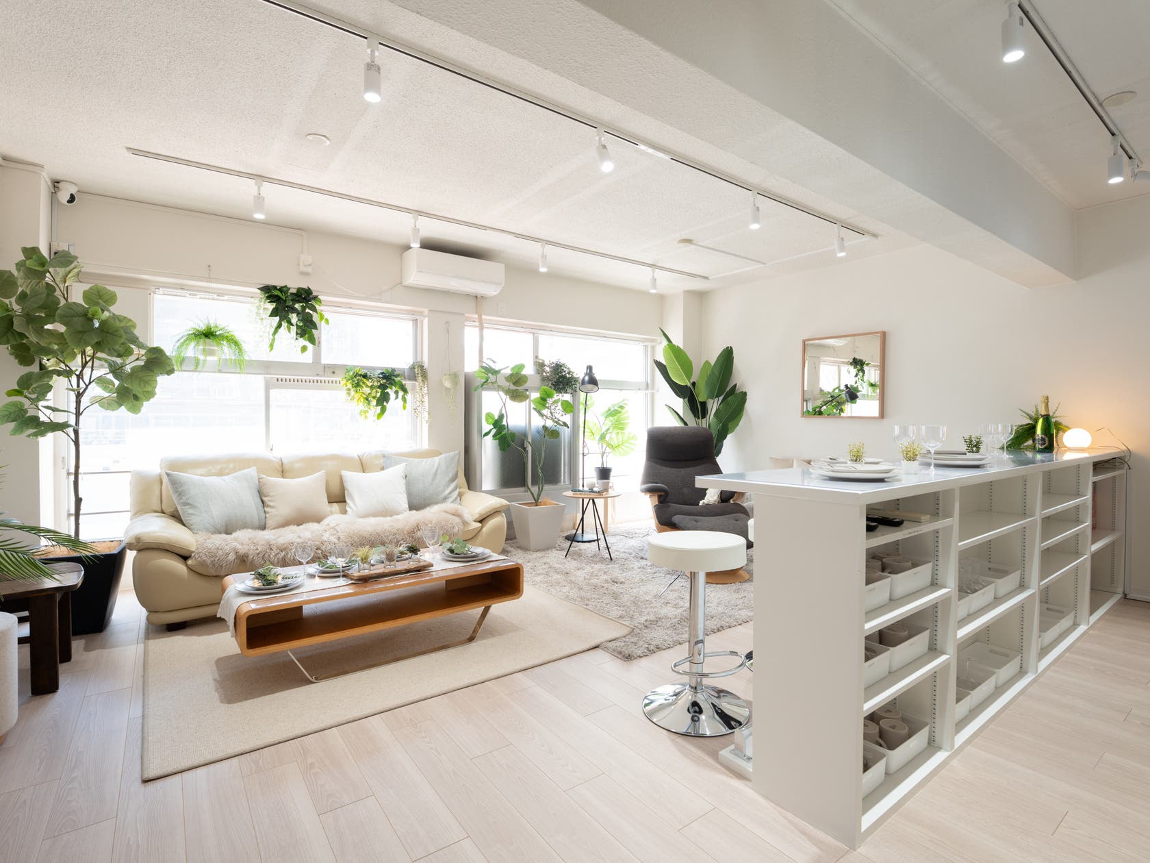 《最大20名》名古屋駅4分｜広々23畳｜ポートレート｜各種撮影｜忘年会｜クリスマスパーティー🎄｜Wi-Fi｜24Hの写真6