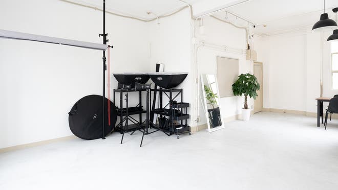 【元町駅・三宮駅徒歩圏内】プロカメラマン監修のフォトスタジオ!<自然光◎>天井高3mのSTUDIOの写真4