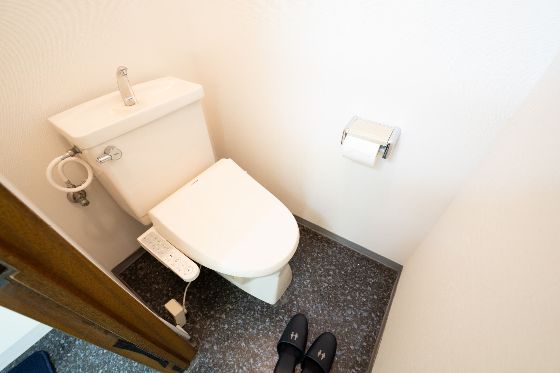 オープン価格720円🎉【横浜エリア|相鉄線天王町駅から徒歩6分】ダンス、ヨガ、ウォーキング等におすすめ☆広々37㎡、大型鏡設置の写真17