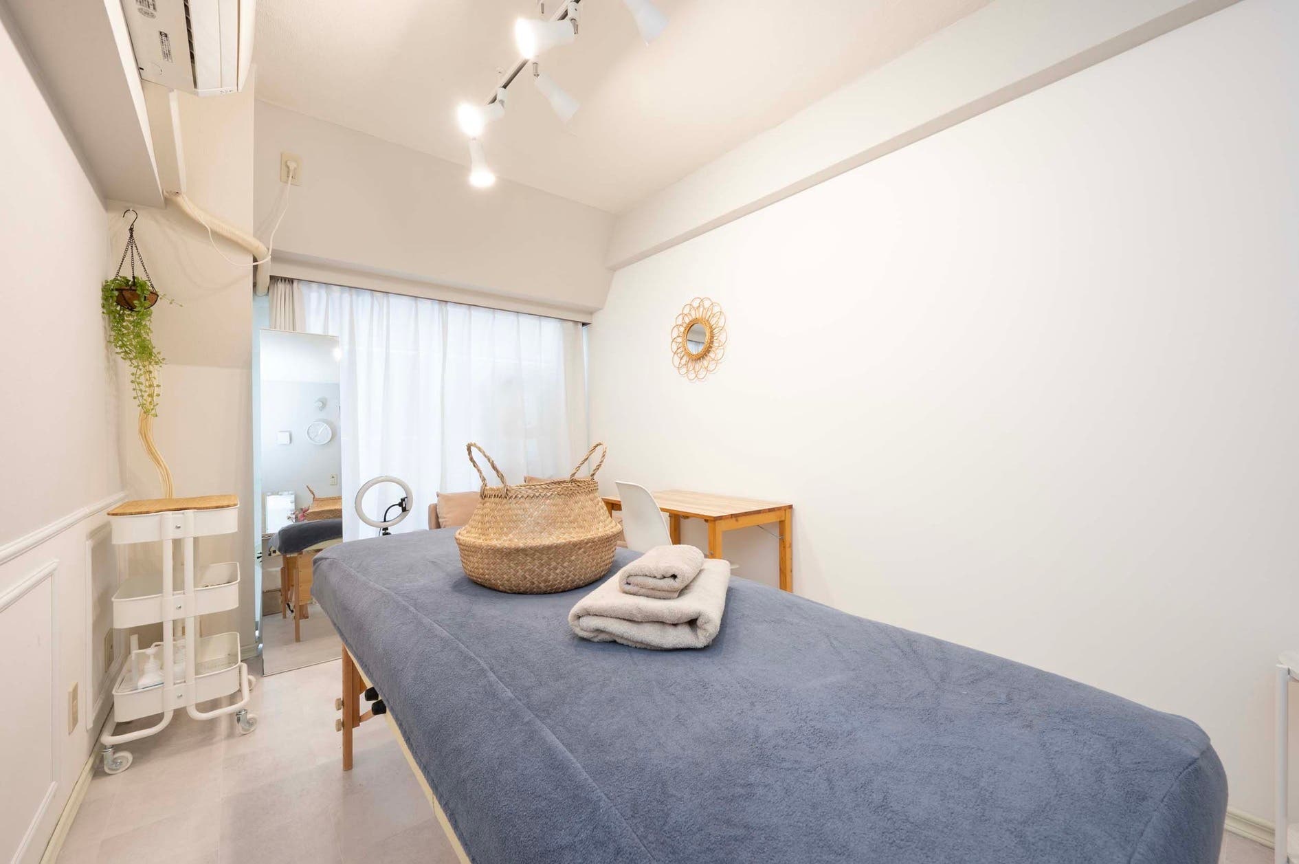 【07💐完全個室型プライベートサロン& 癒し韓国インテリア✨】💆‍♀️リラク・整体・ネイルに最適💅 可愛い♡･*自然光◎の写真5