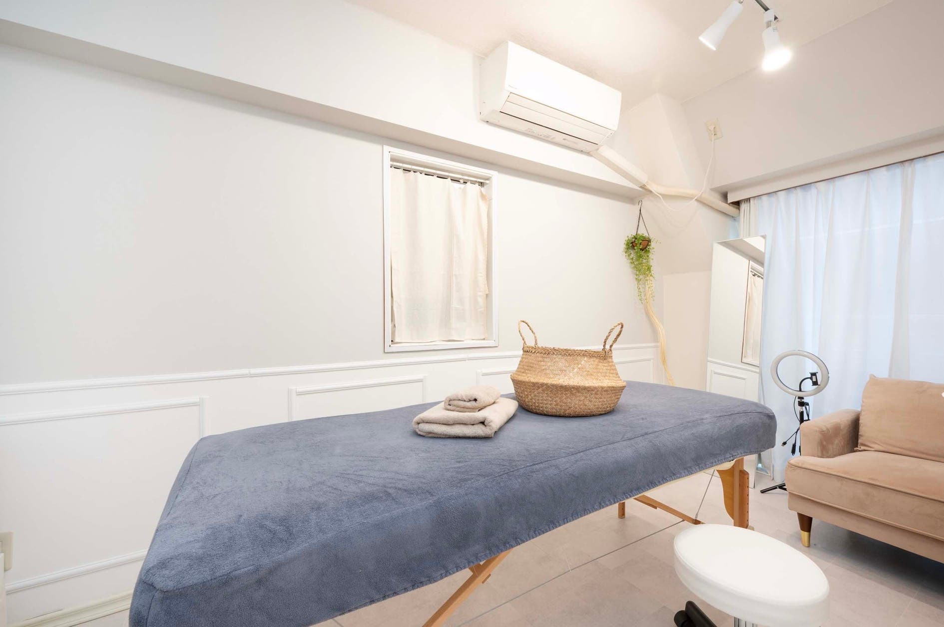 【07💐完全個室型プライベートサロン& 癒し韓国インテリア✨】💆‍♀️リラク・整体・ネイルに最適💅 可愛い♡･*自然光◎の写真4