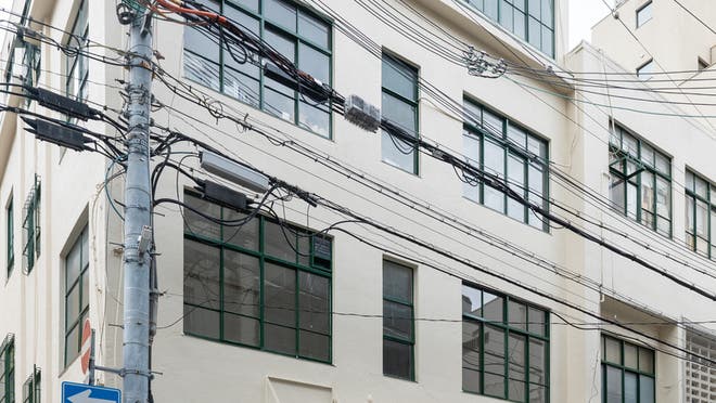 【元町駅・三宮駅徒歩圏内】プロカメラマン監修のフォトスタジオ!<自然光◎>天井高3mのSTUDIOの写真15