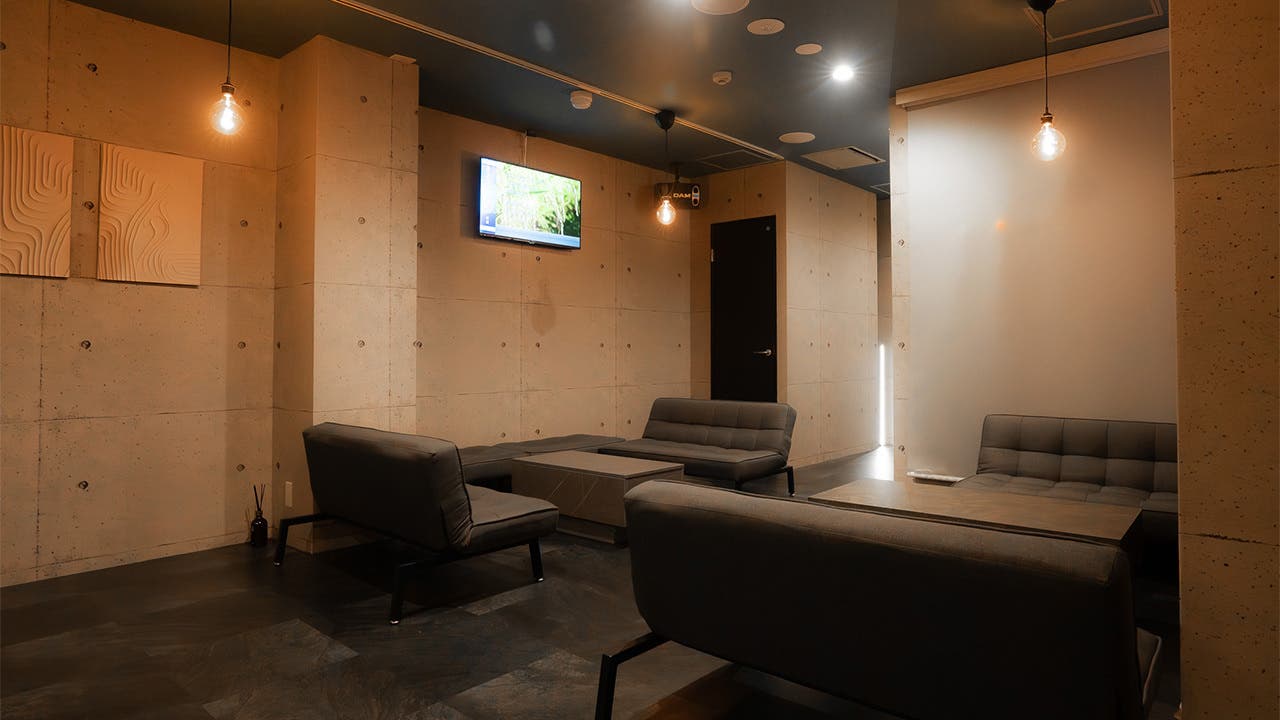 ✨NEW OPEN✨難波駅徒歩5分‼/完全貸切/パーティー/結婚式二次会/幹事様サポート/カラオケ無料/持ち込み可◎の写真2