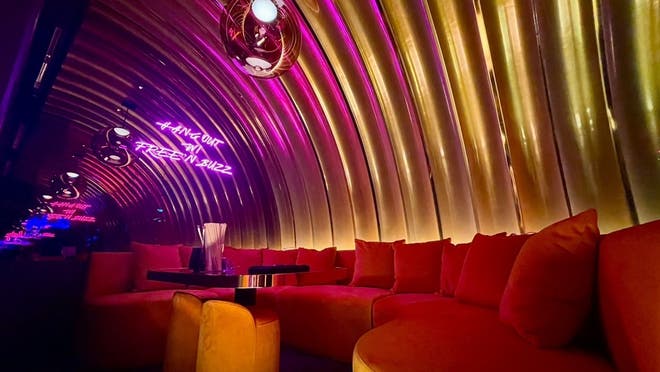 【150名でも大歓迎】八丁堀駅から徒歩5分の好立地でおしゃれな会場です。の写真1