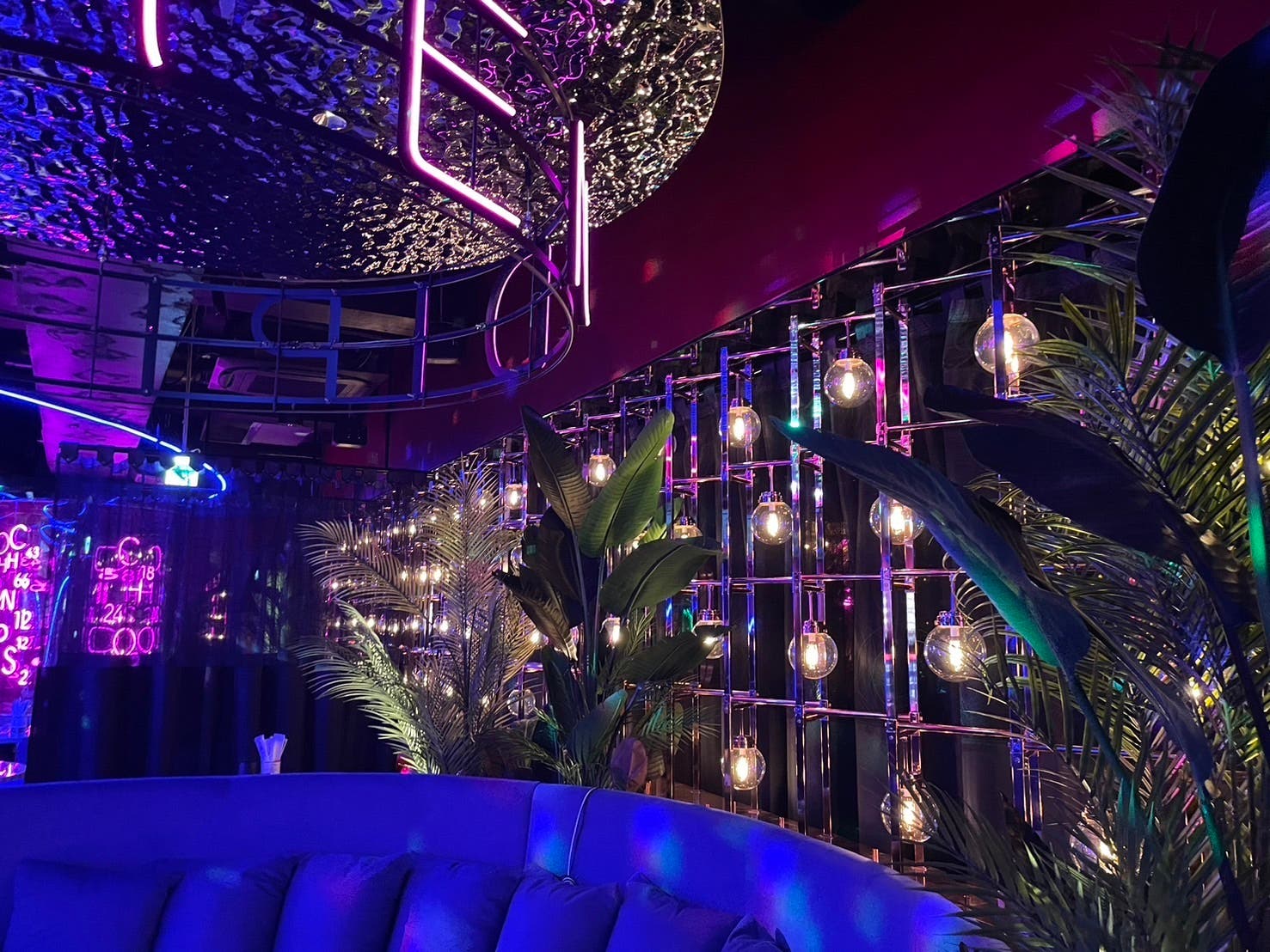 【150名でも大歓迎】八丁堀駅から徒歩5分の好立地でおしゃれな会場です。の写真4