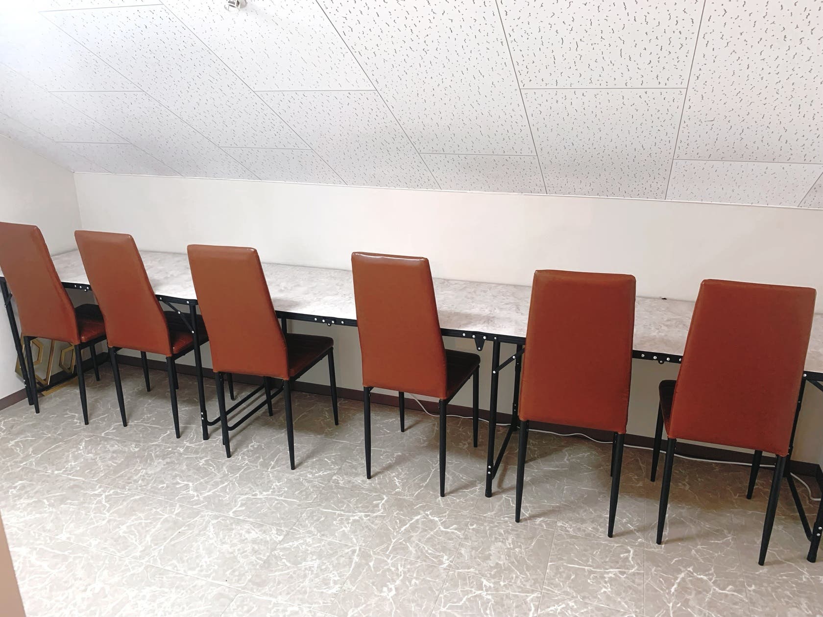 西梅田駅直結ビル🌸ネイル専用シェアサロン🌸ネイル設備無料貸出の写真5