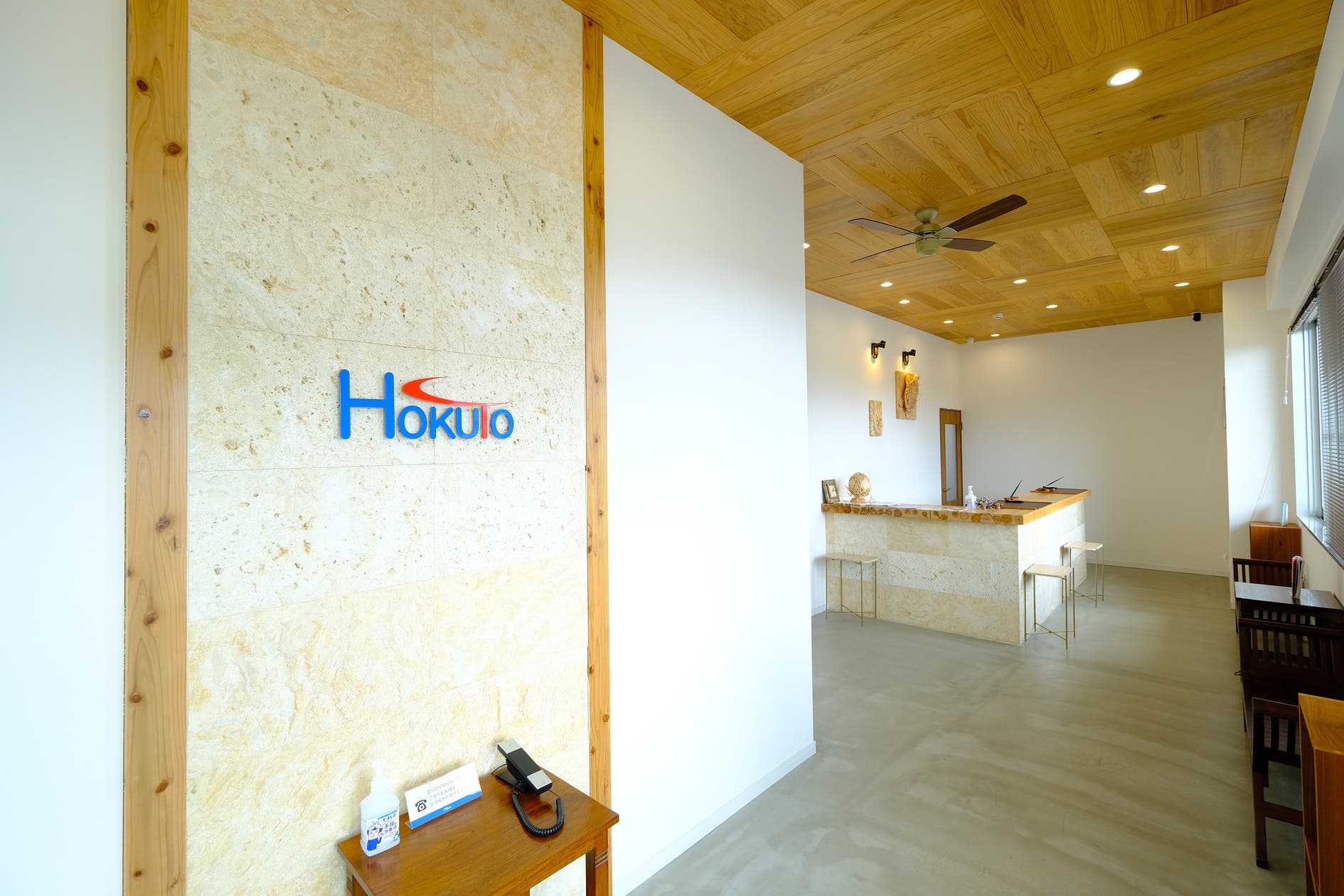 6名会議室【宮古空港徒歩3分】無料駐車場／WEBカメラ／スピーカー／モニター／WiFiの写真5