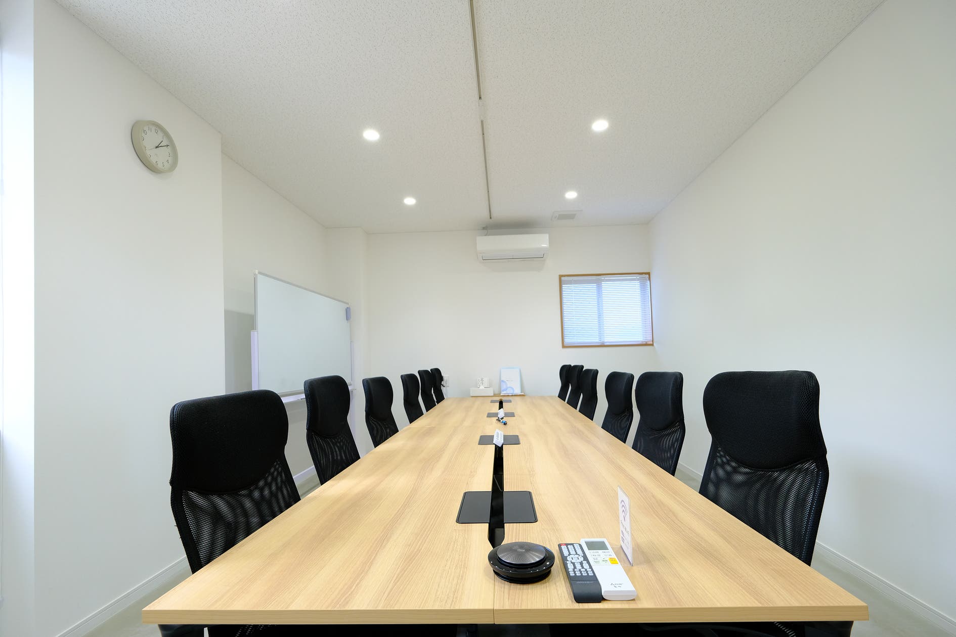 12名会議室【宮古空港徒歩3分】無料駐車場／WEBカメラ／スピーカー／モニター／WiFiの写真5