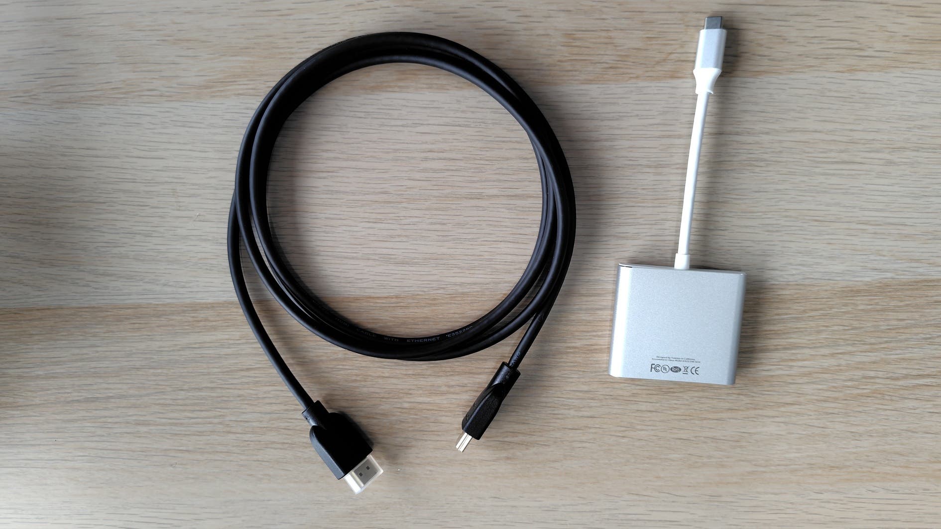 【天満橋駅徒歩1分】24時間利用可能！テレビ、高速WiFi、ホワイトボード完備☆会議/打合せ/オンライン/ボドゲに最適の写真13