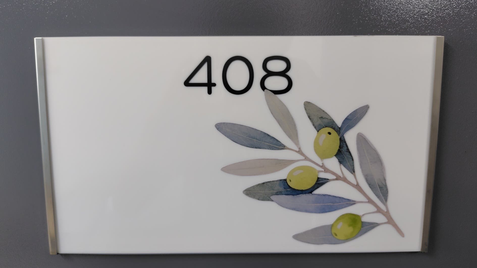 【天満橋駅徒歩1分】24時間利用可能！テレビ、高速WiFi、ホワイトボード完備☆会議/打合せ/オンライン/ボドゲに最適の写真16