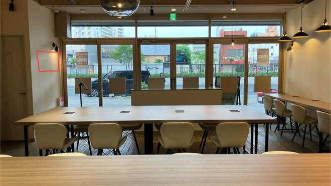 地下鉄鶴舞線浅間町から徒歩2分、セルフカフェ内の個室ブースの写真5