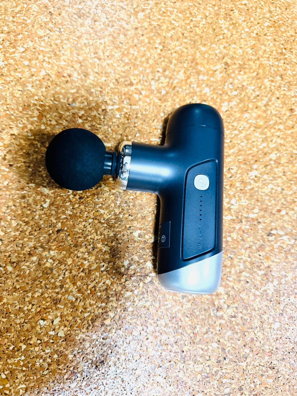 【新宿三丁目駅4分】完全個室！ペア可能！ストレッチも広々行える。ウォーターバックなども完備！ の写真9