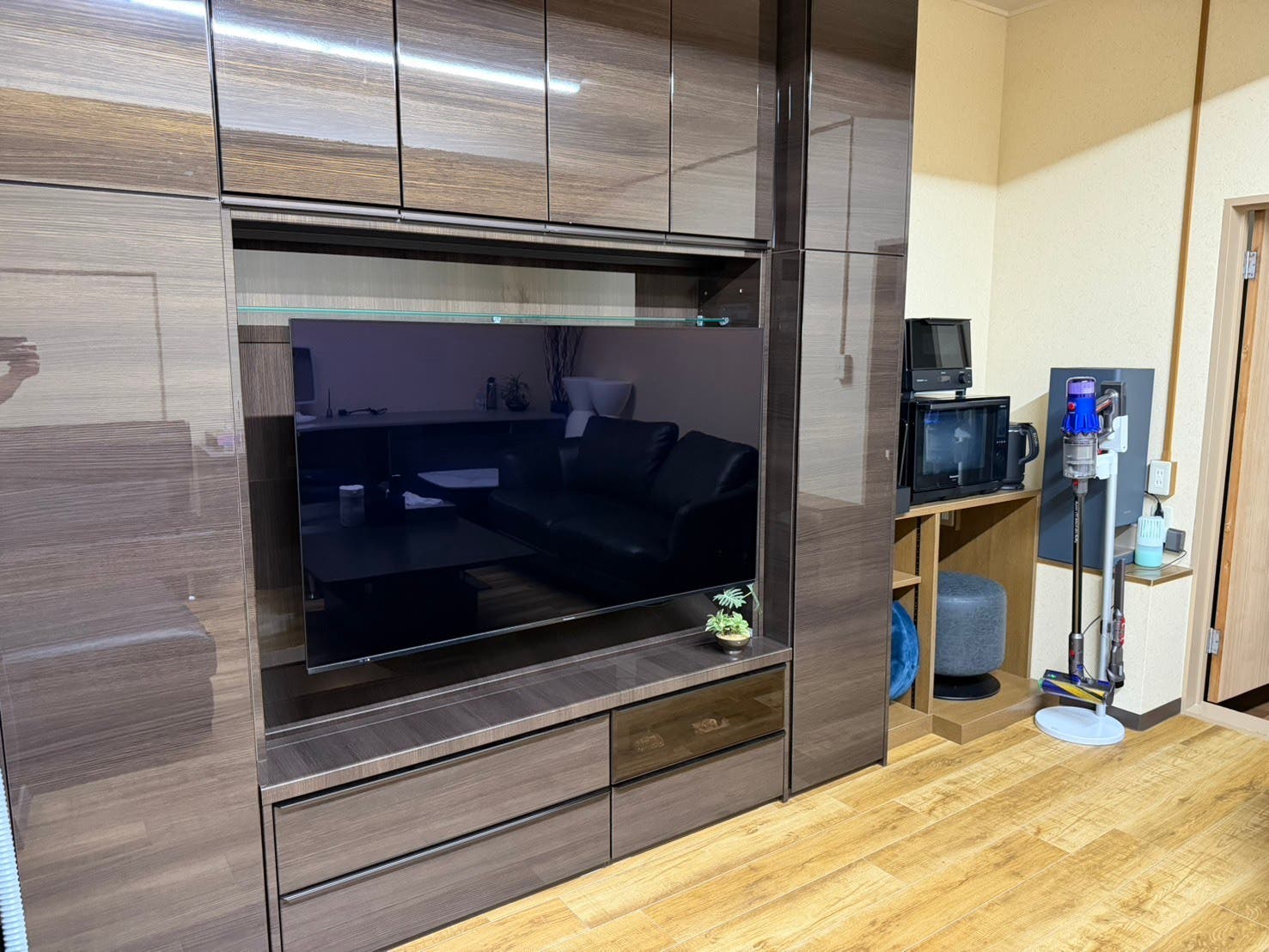 南伊東駅徒歩３分の広々７０㎡レンタルルーム　卓球台ありの写真3