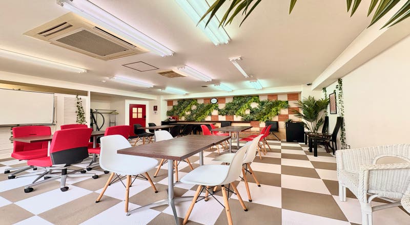 NEW!【大通駅10秒】最大32名/無料Wifi/会議・撮影・懇親会・推し会・女子会・ボドゲ等！飲食持込🍷可！