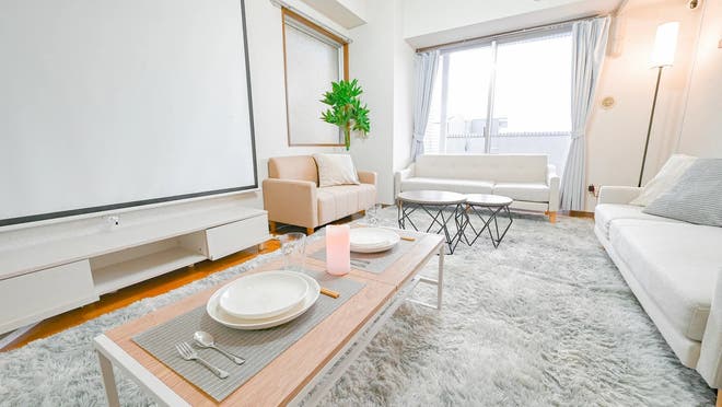 【京都駅5分】🎉超好立地🏢24H/最大16名🎉100㌅巨大スクリーン🎥迫力ゲーム🎮各種パーティー、デート利用にも最適の写真6