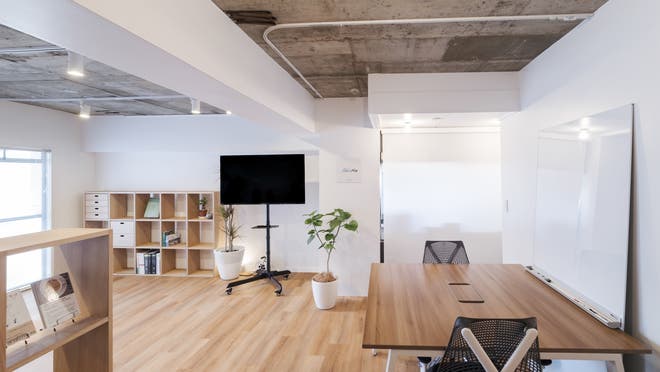 【恵比寿駅 徒歩4分✨】会議、PC作業におすすめ!高速Wi-Fi、大型モニター完備のリノベ済みスペース🌳の写真3