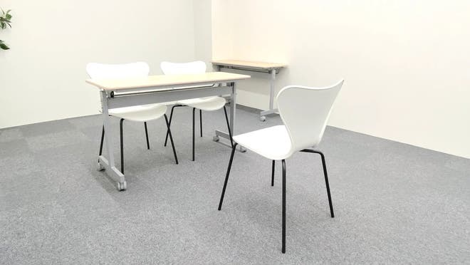 【烏丸/四条駅すぐ】30名可/オプション全て無料⚠️高速Wi-Fi•モニター•ホワイトボード•各種充電機 •各種変換ケーブル等の写真8