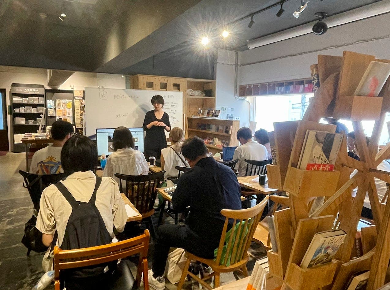 西鉄福岡天神駅から徒歩5分、今泉の隠れ家カフェスペース（スタジオ利用も可）の写真2