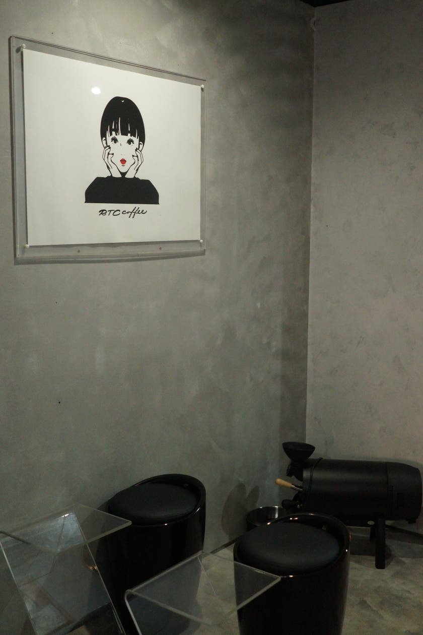 大阪中崎町から徒歩5分以内のカフェスペースの写真3