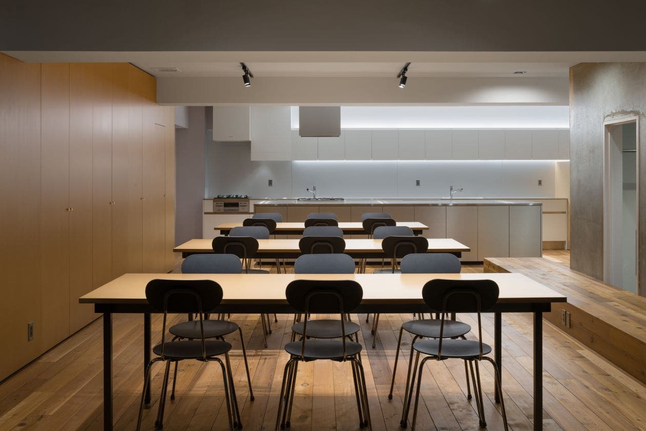 【Patia】神保町駅、九段下駅からともに徒歩3分！広々とした貸切キッチンスペース。パーティーやワークショップに最適です。の写真4