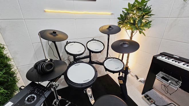 【後楽園/春日駅直結】個人練習・撮影・テレワーク対応の自由に楽しめる音楽スタジオ〈Aブース〉の写真2