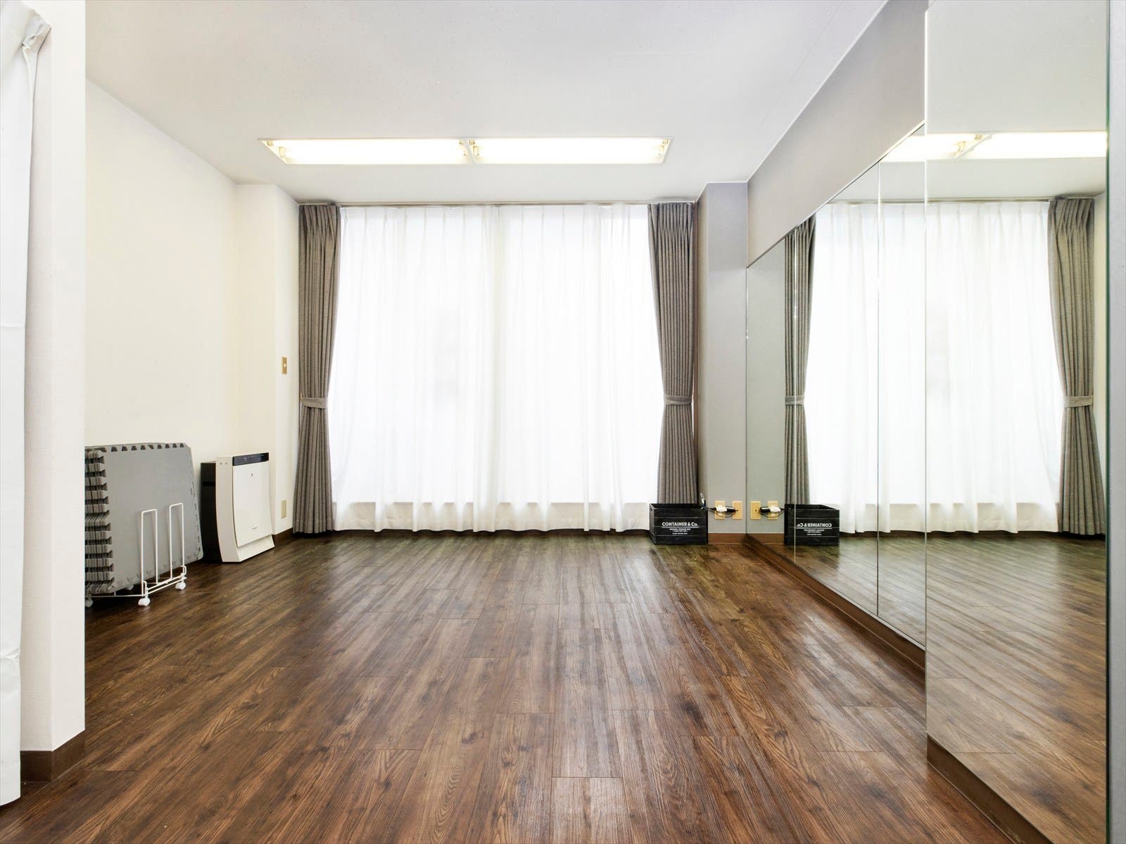 【麻布十番徒歩4分・六本木徒歩8分】【4F】24時間利用可/ヨガ・ダンス・撮影に最適/Wi-Fi・備品無料/衝撃吸収＆静音床の写真3