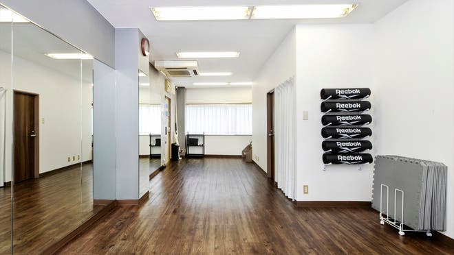 【麻布十番徒歩4分・六本木徒歩8分】【4F】24時間利用可/ヨガ・ダンス・撮影に最適/Wi-Fi・備品無料/衝撃吸収&静音床の写真1