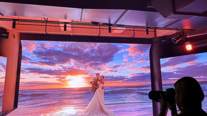 【LEDビジョン×イベントダイニング】300インチの大型LEDで新しいエンタメ空間を演出の写真6