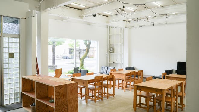 ものづくりのまち鯖江のシェアスペースの写真1