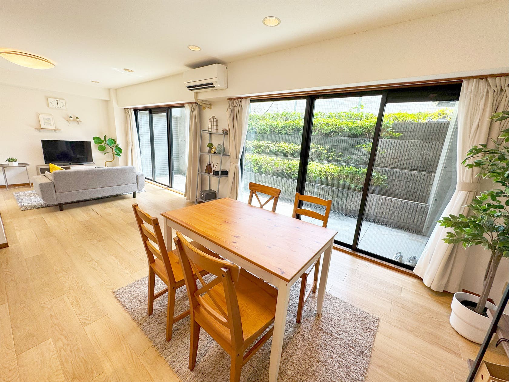 【上野毛マンション】外観撮影OK！コンクリート壁の高級マンションの写真3