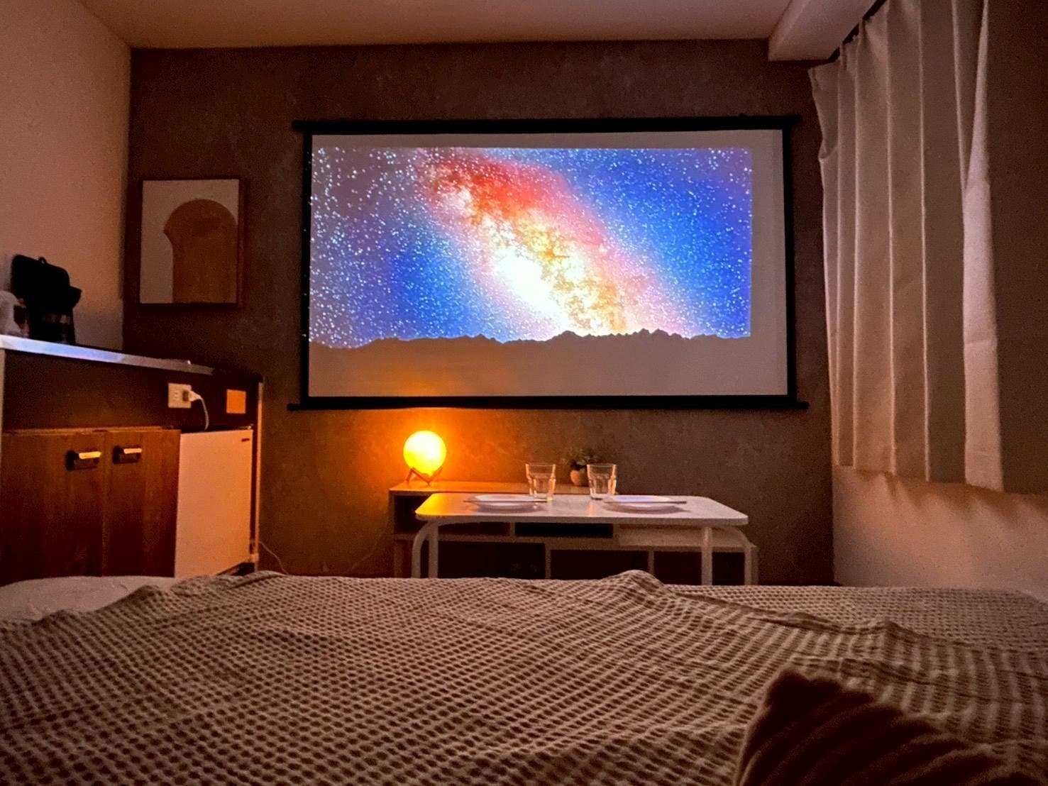 【天王寺駅すぐ】徒歩2分🚶2〜4名にぴったり✨Netflix🎬巨大スクリーン🎞️🎂おうちデート💖1日だらだら空間💓の写真2