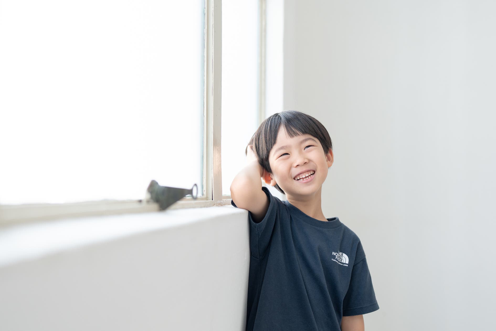 【元町駅・三宮駅徒歩圏内】プロカメラマン監修のフォトスタジオ！＜自然光◎＞天井高3ｍのSTUDIOの写真20